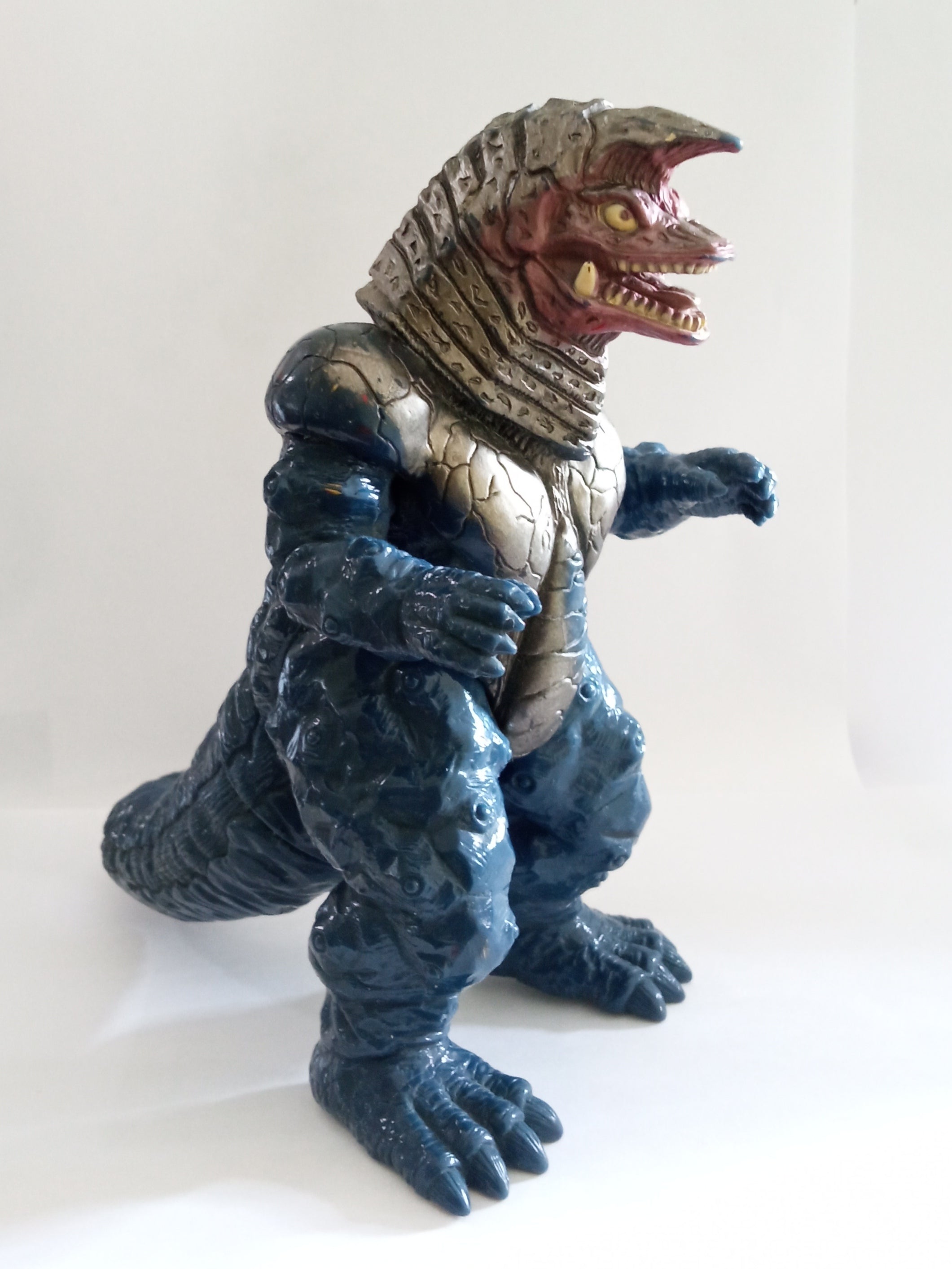 Ultraman GOLZA / GORZA / GORUZA Tiga Series Monster Kaiju Soft Vinyl S ...
