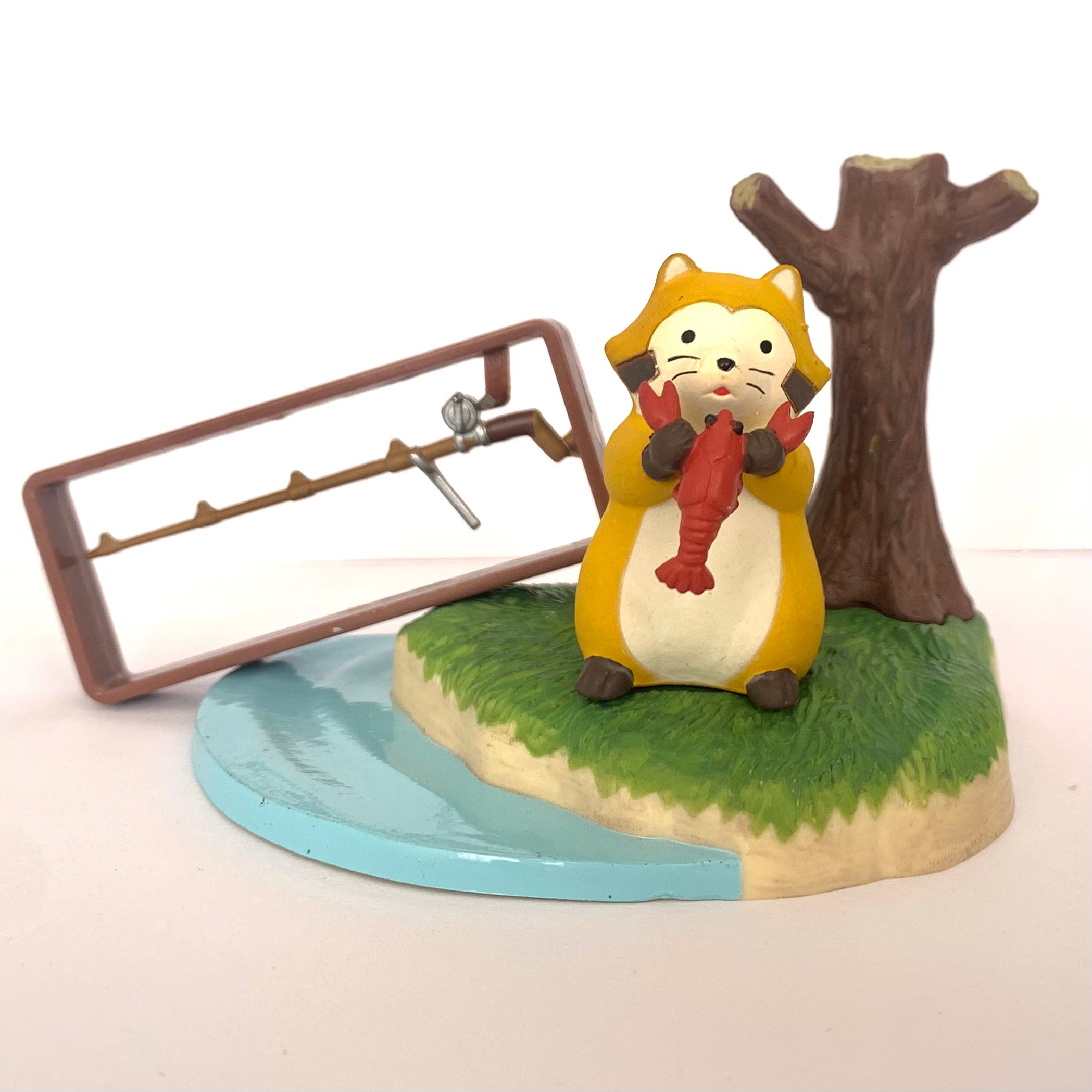 Rascal the Racoon - Rascal with Crayfish - Dramatic Collection Series ...